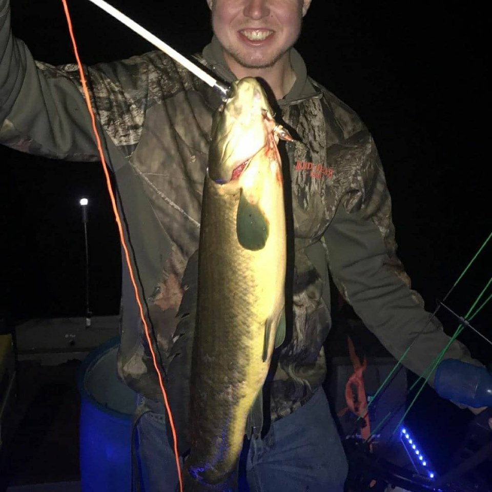 Fire-N-The-Hole Detonator SF Bowfishing Tip with Arrow – Fire N The ...